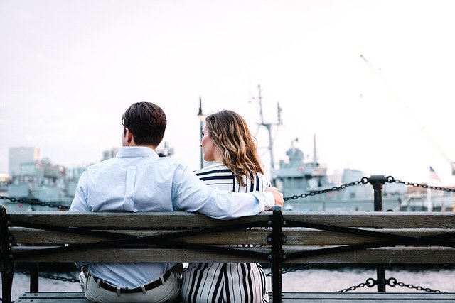 10 Undeniable Signs Your Affair Partner Loves You Crazy Jackz