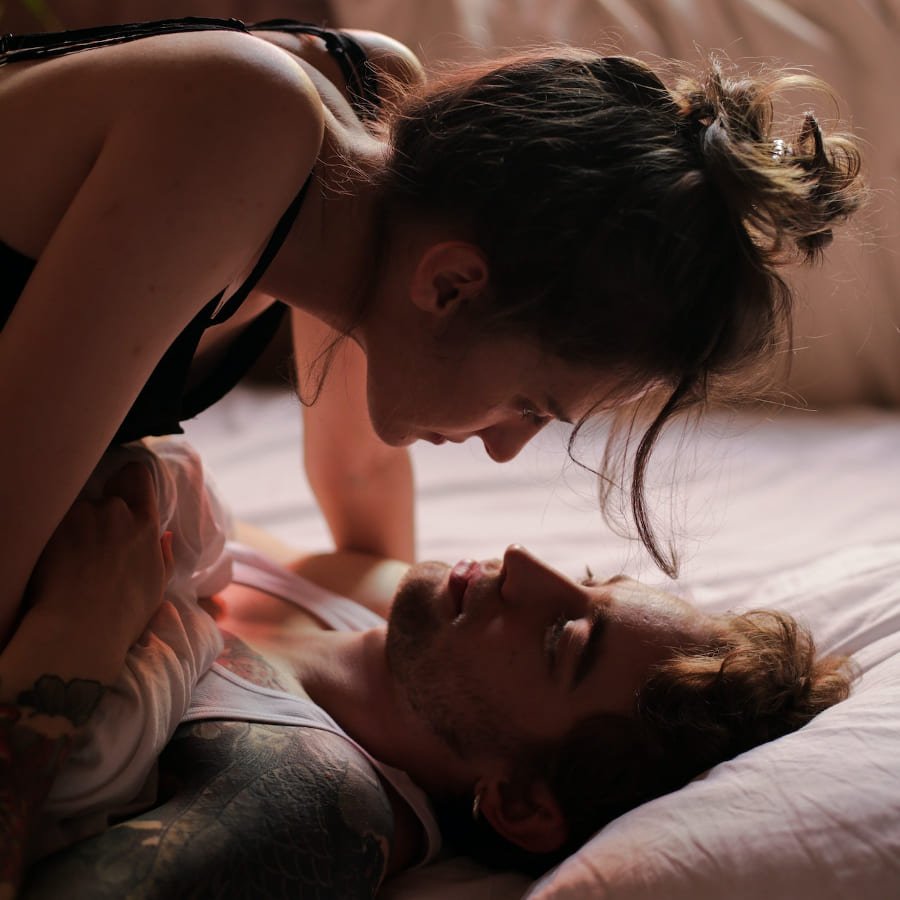 Have You Ever Kissed Horizontally What Is A Horizontal Kiss Have You Ever Kissed Horizontally What Is A Horizontal Kiss